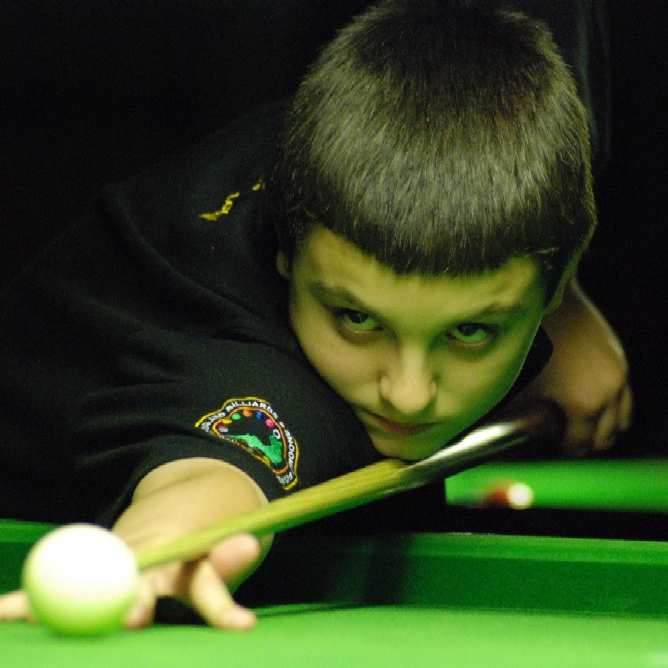 Haydon Pinhey: A Professional Snooker Player with a 2-Year Main Tour ...